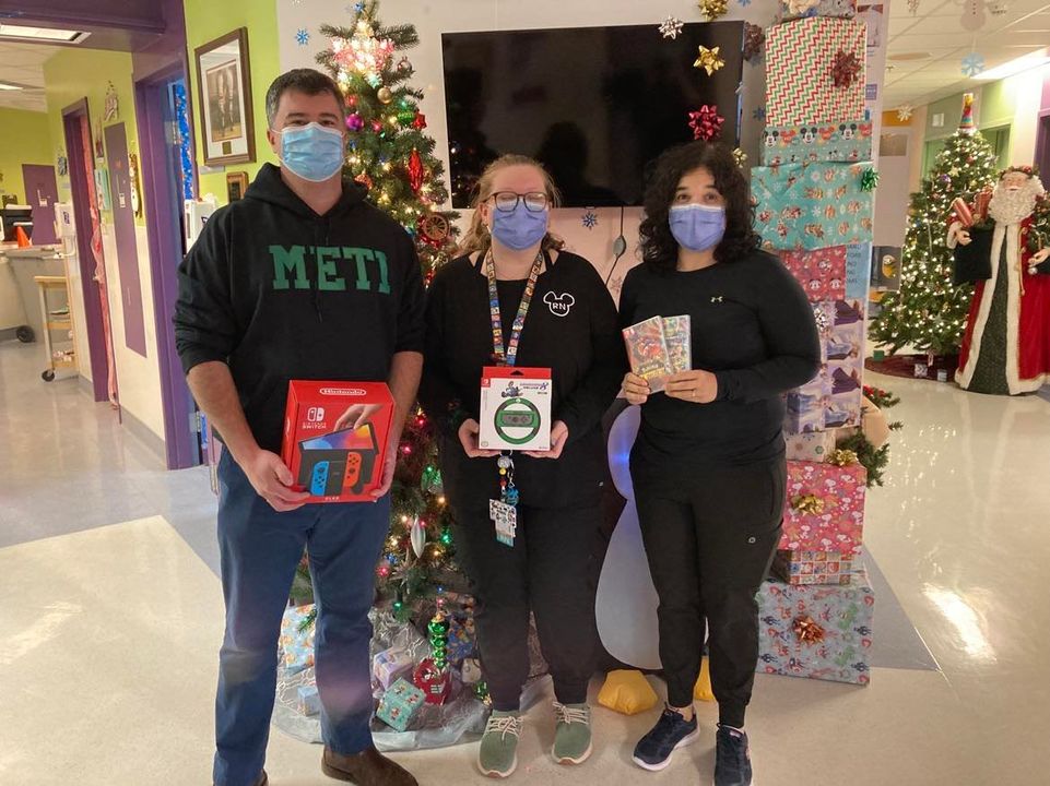 METI Gives Christmas Gift to CBRH Pediatric Unit - Maritime ...